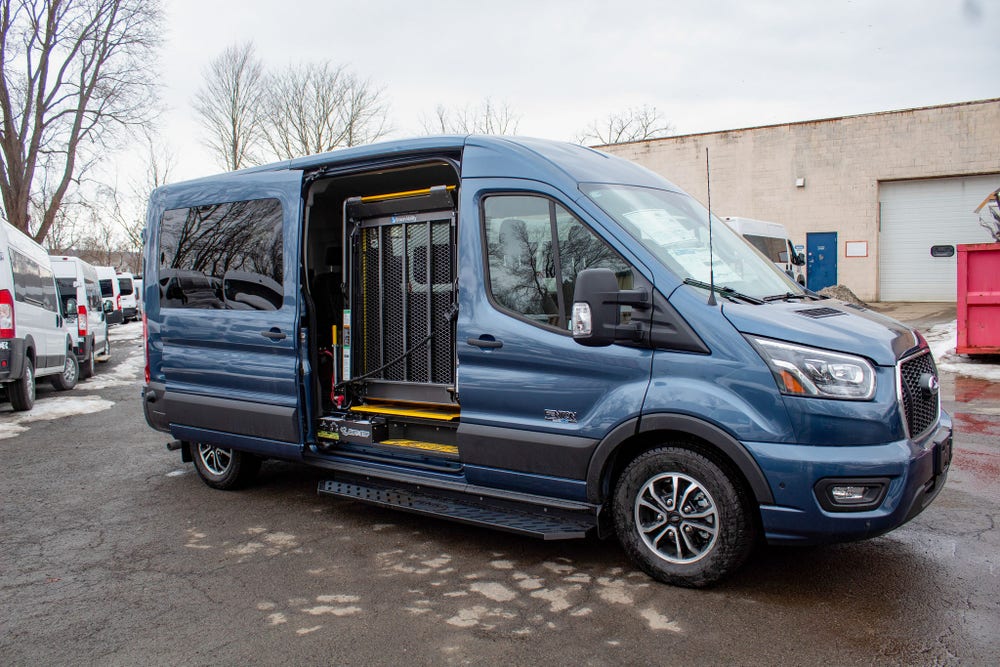 Full-Size Wheelchair Vans | United Access