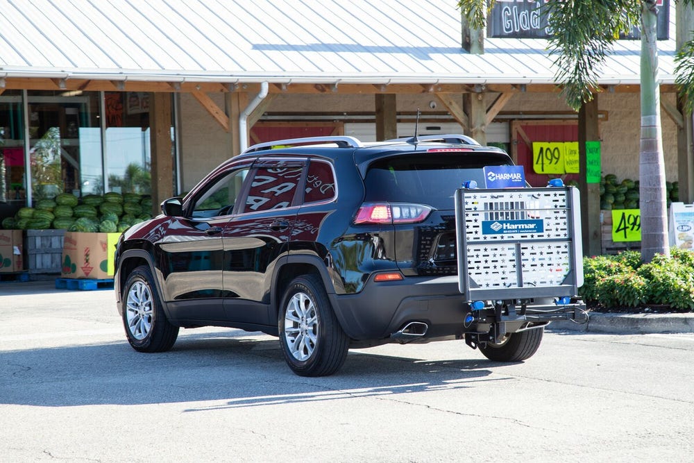Harmar AL300 Series Exterior Hitch-Mounted Fusion Lifts | United Access